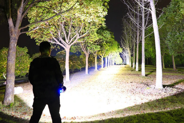 Linterna Laser TitaniumPRO – Mecha Store